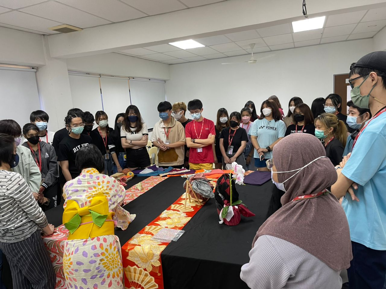 JAPANESE CULTURAL WORKSHOP FUROSHIKI & ORIGAMI – Malaysian Institute of Art